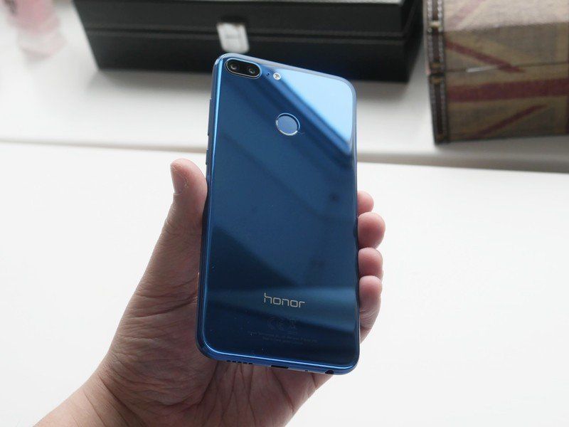 Honor 9 Lite review: Making a strong case to be the budget king ...
