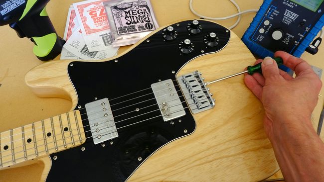 4 causes of your guitar going out of tune and how to solve them ...