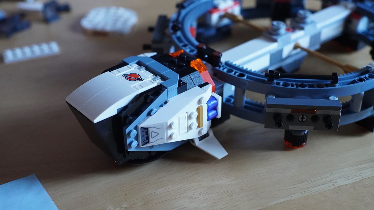 Lego City Modular Space Station review | Space