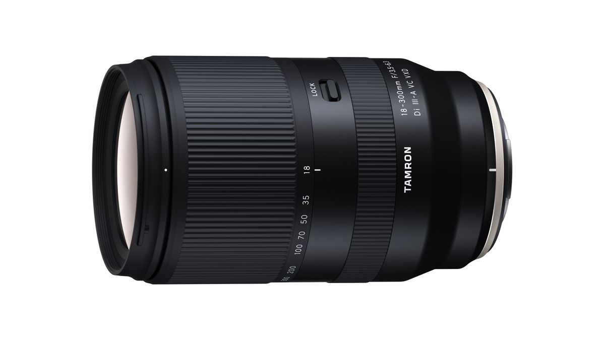 Tamron confirms three new lenses for Sony and Fujifilm, with dates and ...