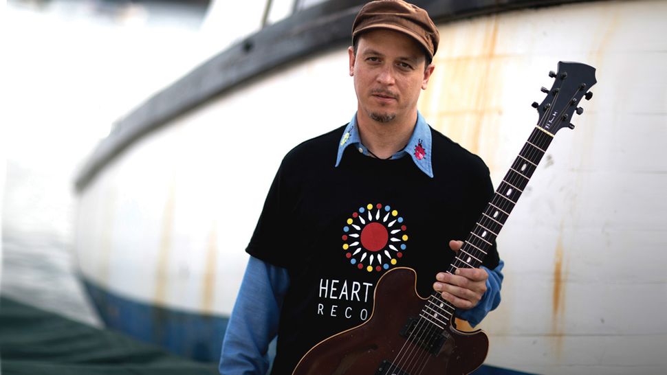 Kurt Rosenwinkel Discusses Sound, Technique and Approaching Jazz Guitar ...