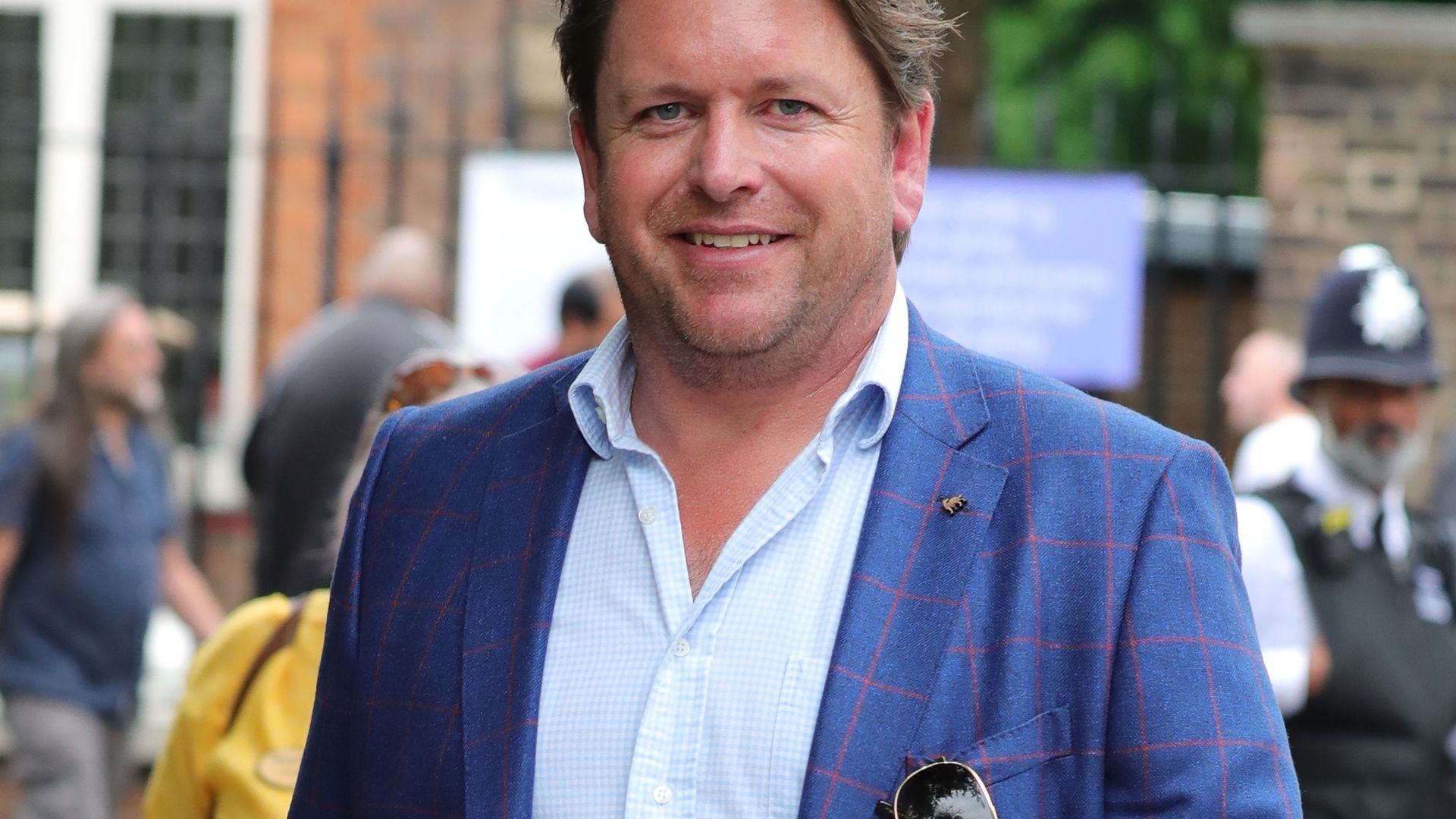 James Martin reveals secret to the perfect gravy | Woman & Home
