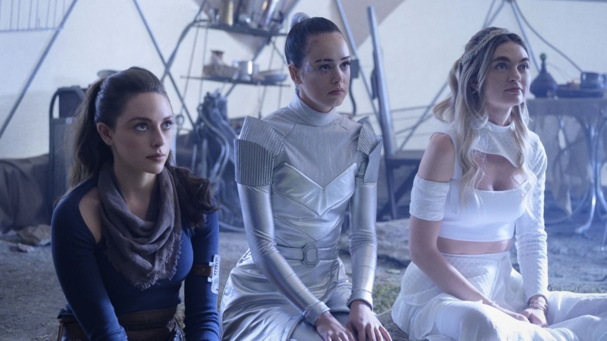 Legacies Just Lost A Major Character, But She's Already Lined Up A New ...