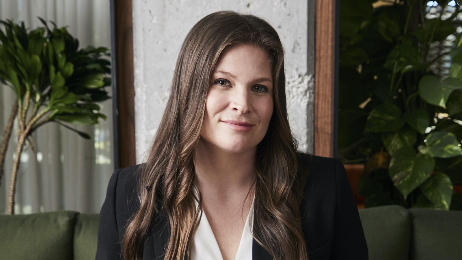 How Online Book Clubs Became Big Business | Marie Claire