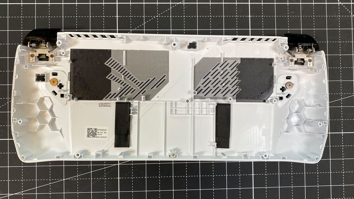 Asus ROG Ally Review (Z1 Extreme): Lighter and Brighter | Tom's Hardware