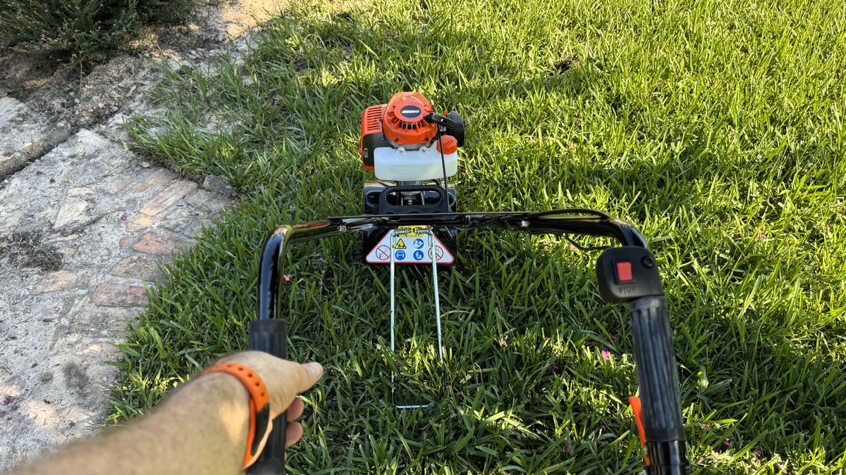 Echo TC-210 9 in. 21.2 cc Gas Tiller review | Top Ten Reviews