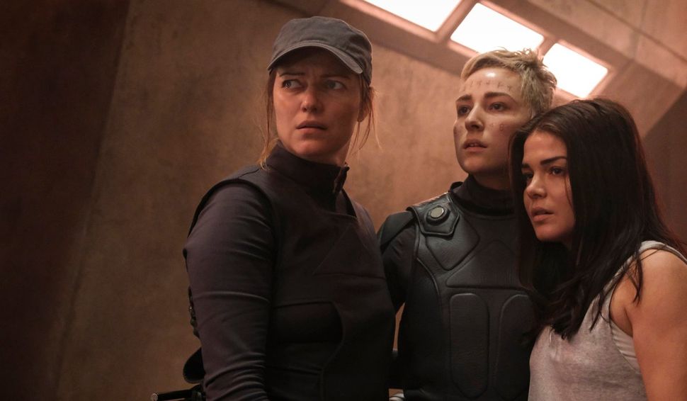 Is The 100 Season 7 Ready To Start Killing Major Characters? | Cinemablend