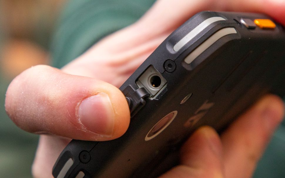 CAT S48c - Full Review and Benchmarks | Tom's Guide