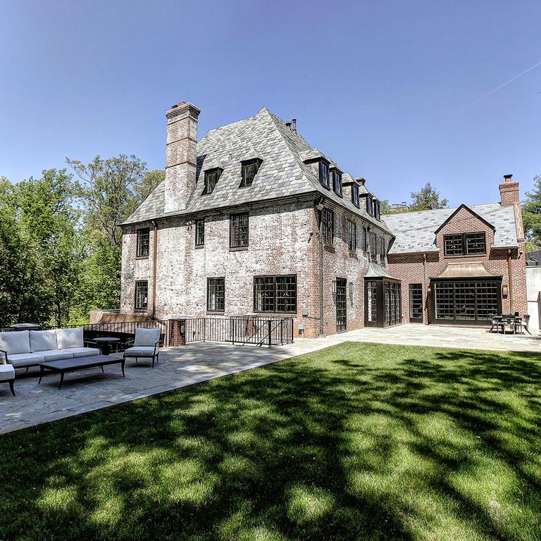 Obama's new house in Washington is almost as plush as the White House ...