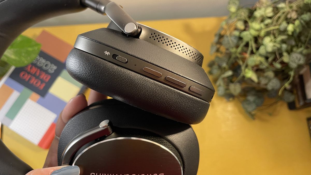 Bowers & Wilkins Px8 review: premium wireless headphones with a ...