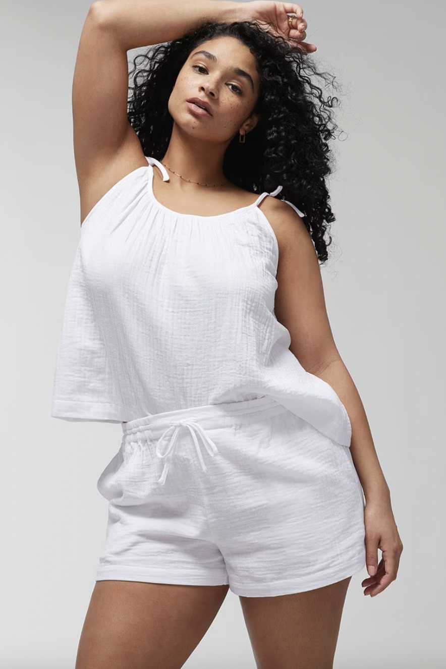 30 Fashion and Beauty Products To Help Achieve The Clean Girl Look ...