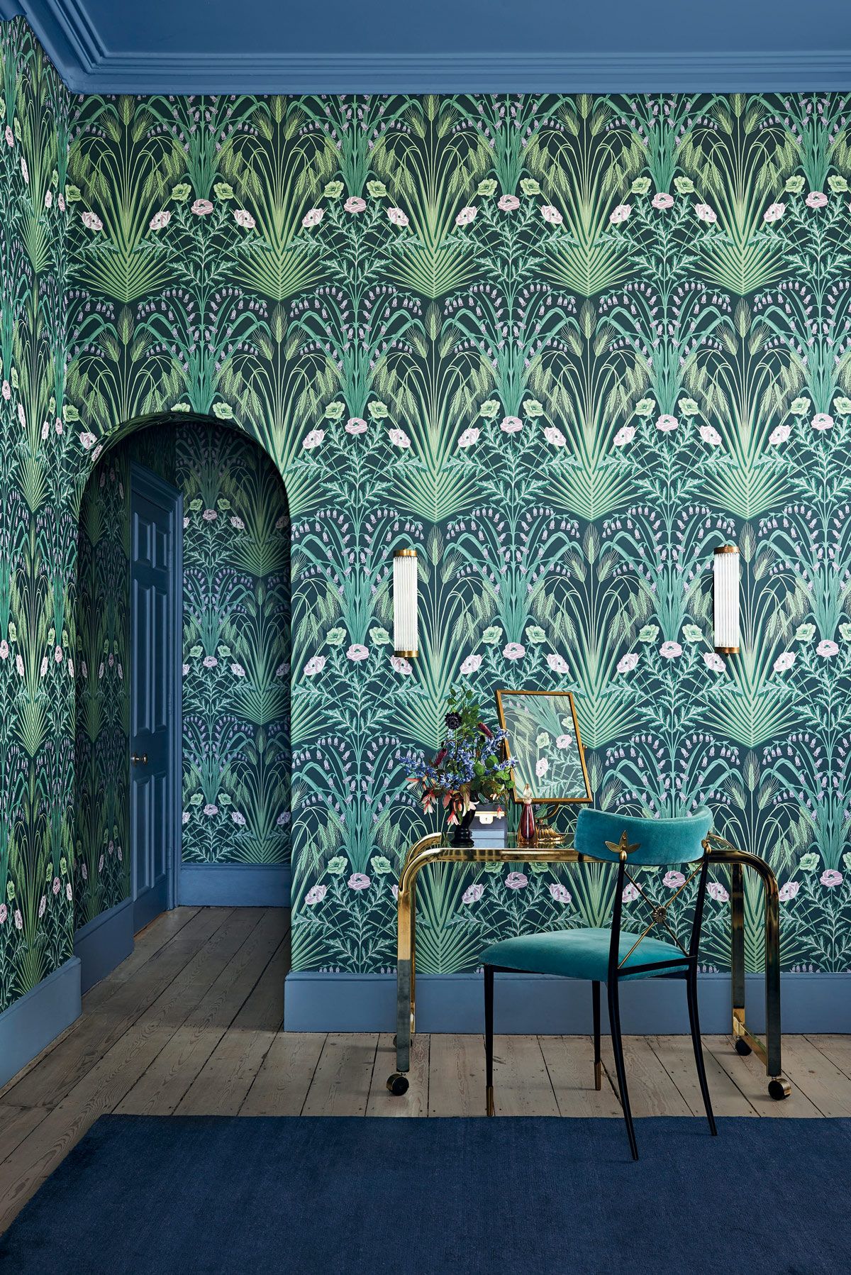 Striking And Stylish New Wallpaper Collections: Your A/W18 Wall Update