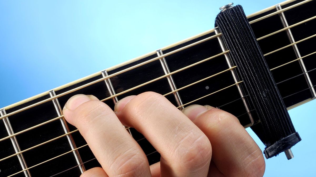 Five Great Tips Every Singing Guitarist Needs to Know | GuitarPlayer