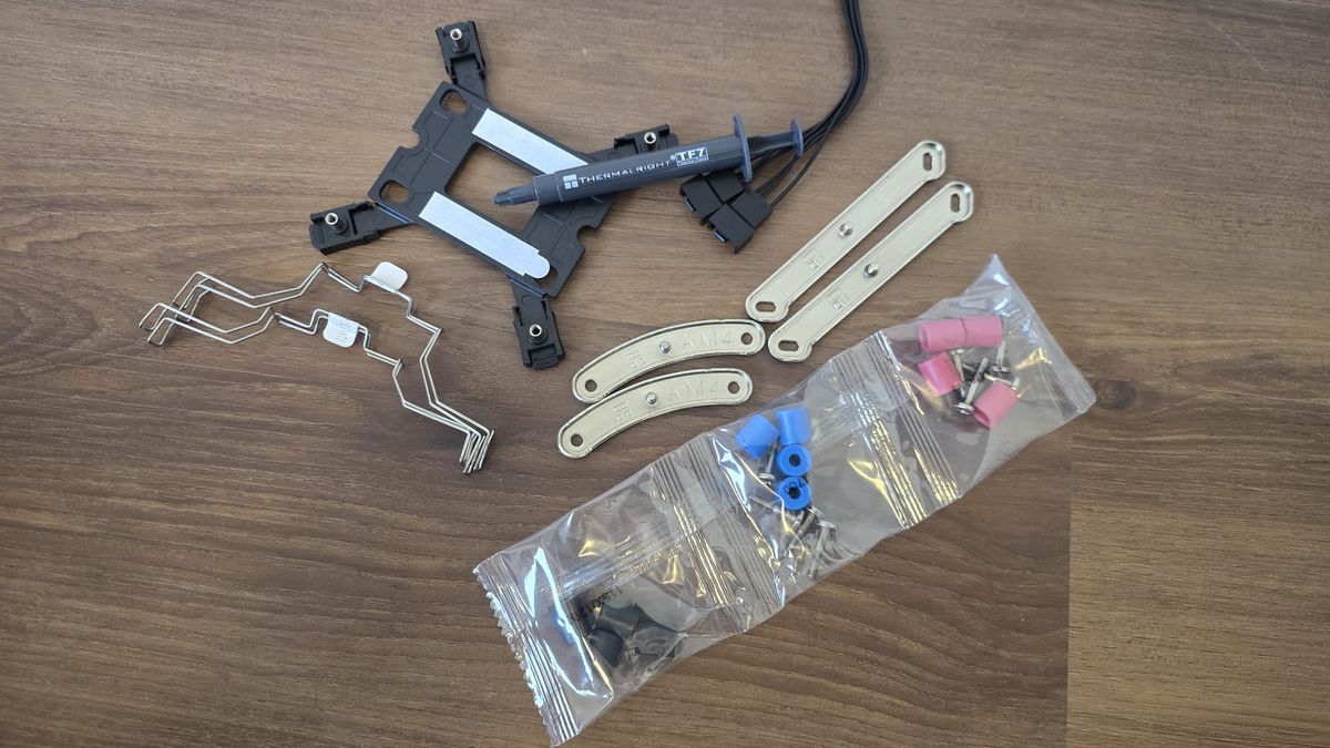 Thermalright Royal Knight 120 SE Review: Offset and affordable | Tom's ...