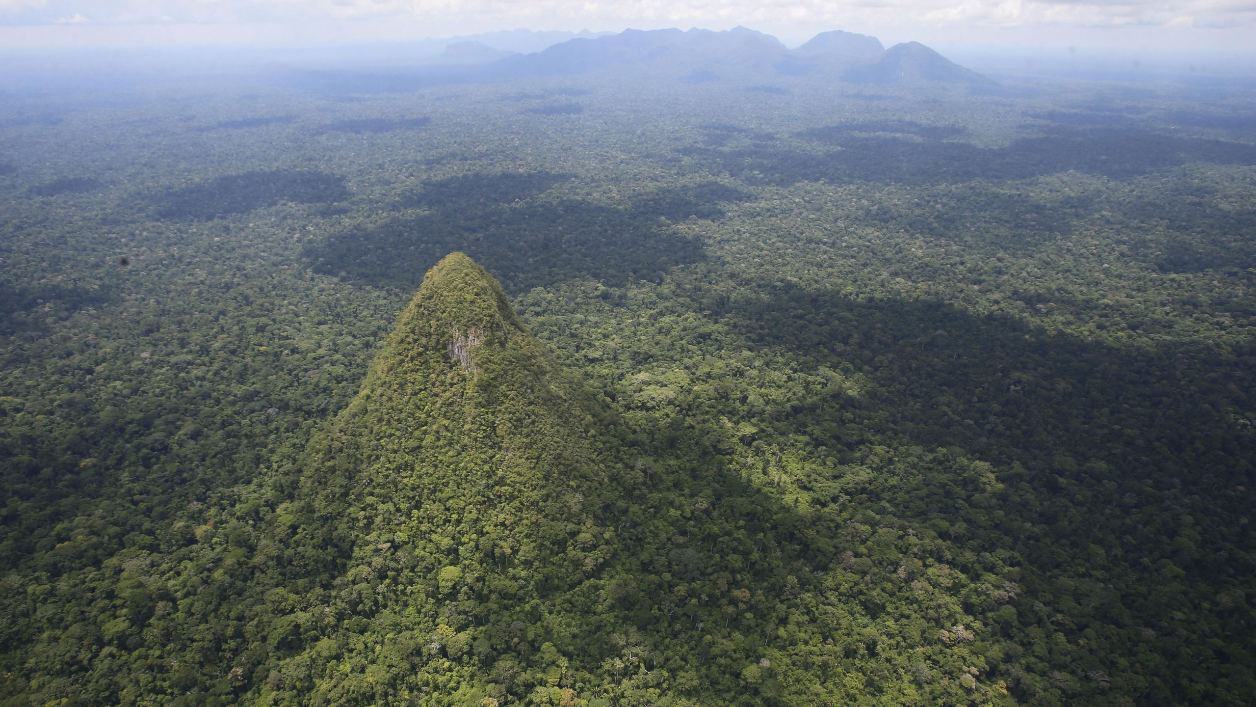 El Cono: The mysterious, pyramid-like hill that juts out of the Amazon ...