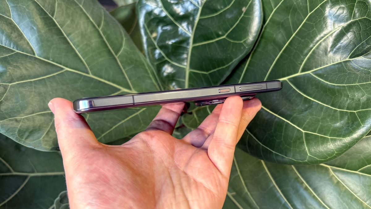 Honor Magic7 Pro review: On the edge of excellence | Tom's Guide