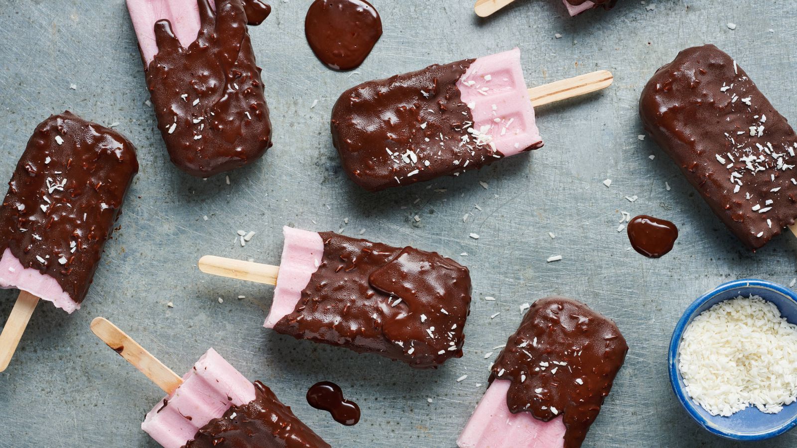 Coconut and pineapple ice lollies recipe | GoodtoKnow