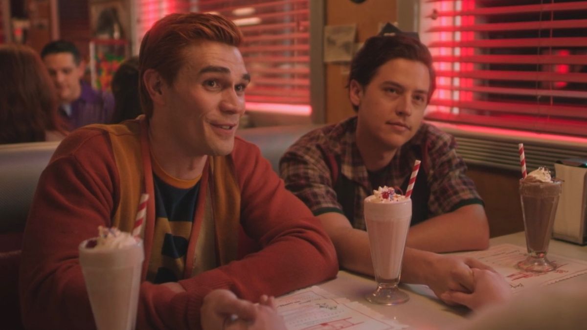 Riverdale Producer Explains Why Archie And Jughead Were Never Seen