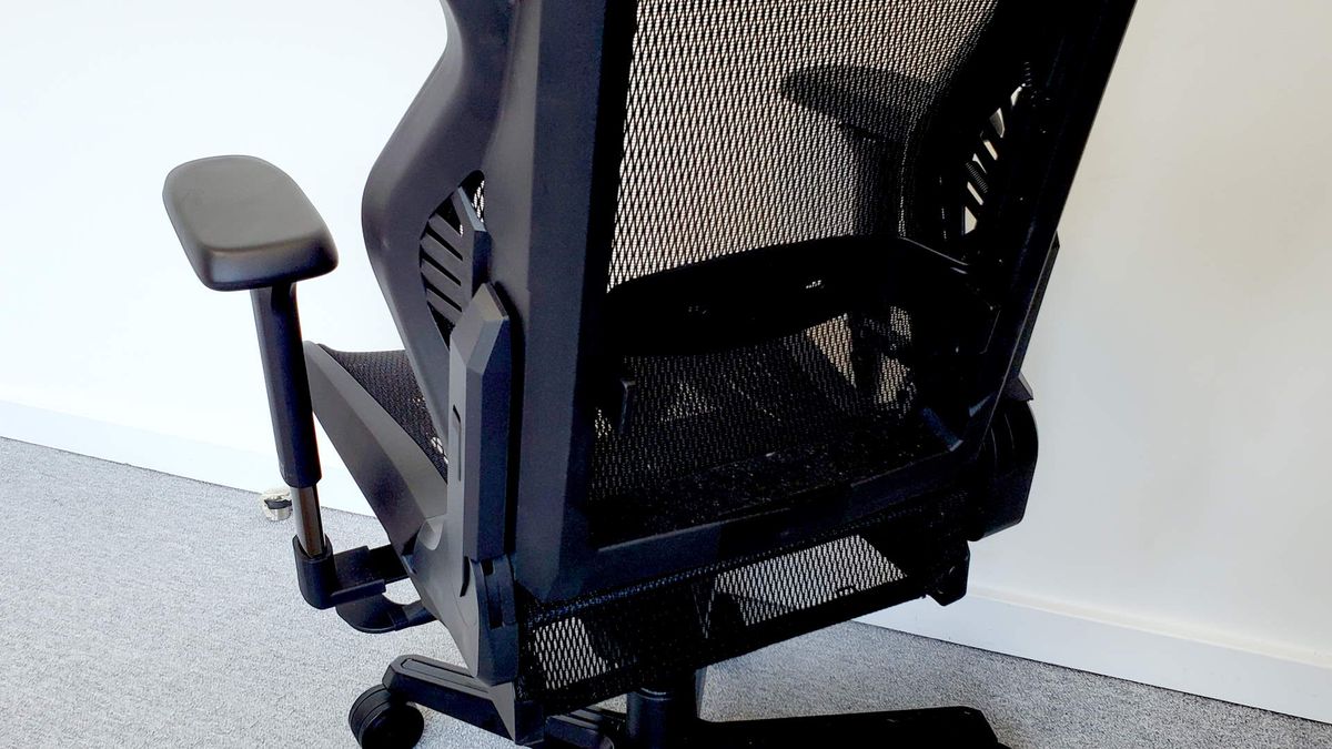 DXRacer AIR Mesh gaming chair review | PC Gamer