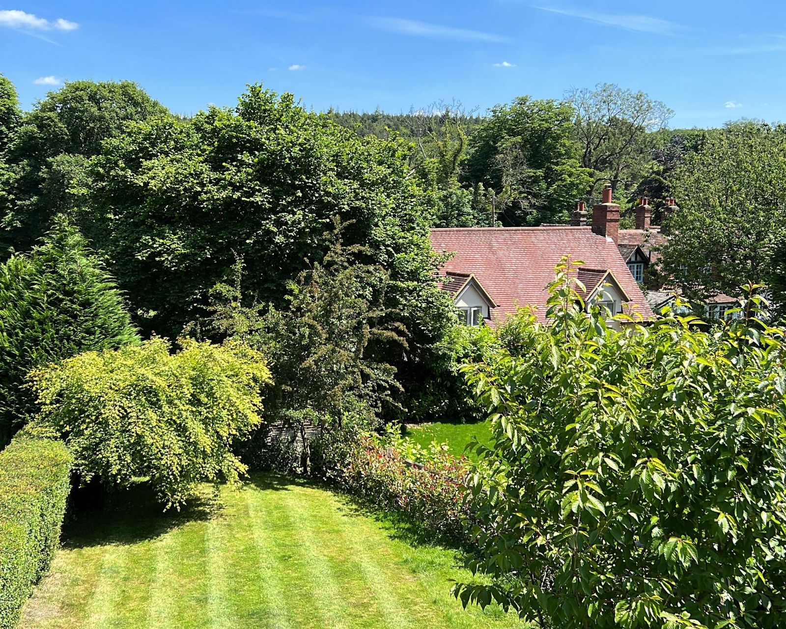 Kate Winslet’s cottage from 'The Holiday' is on Airbnb | Homes and Gardens