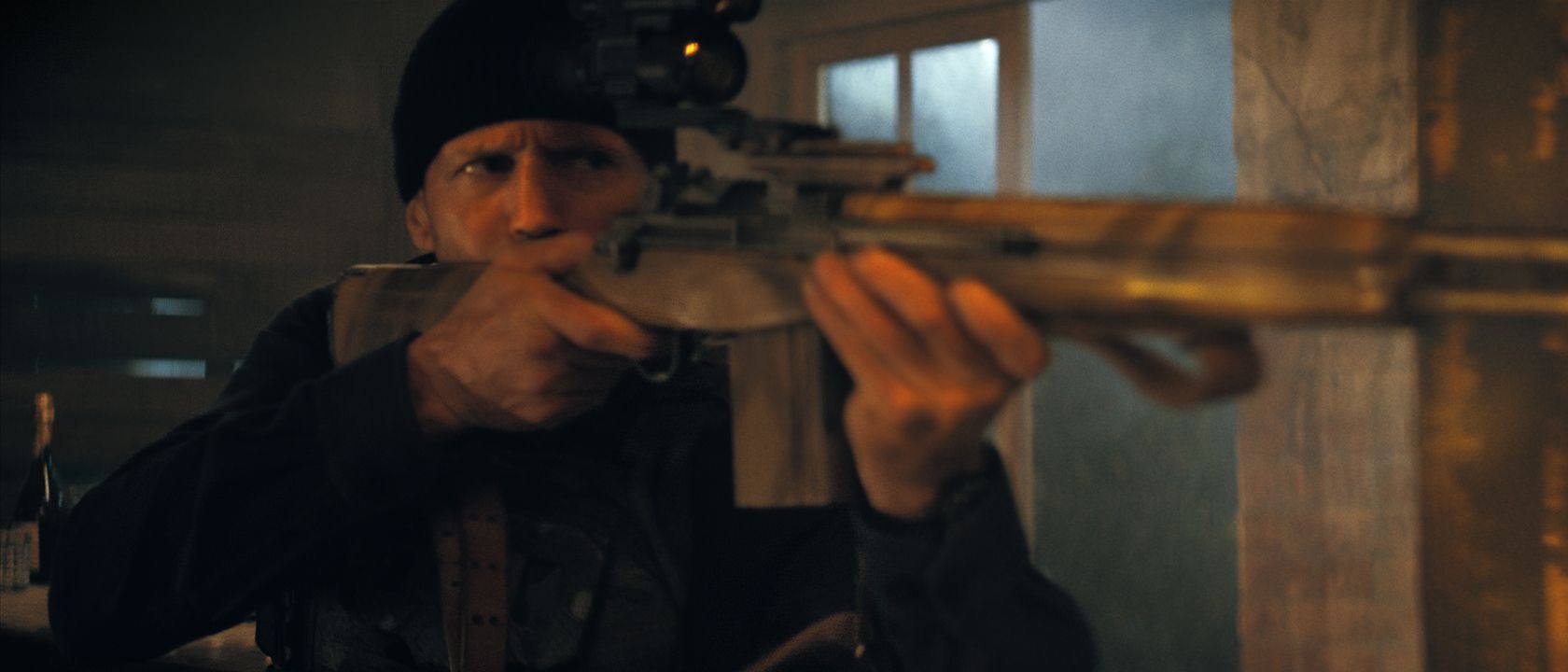 A Working Man Review: I Was Hoping For Energy Like The Beekeeper, But ...