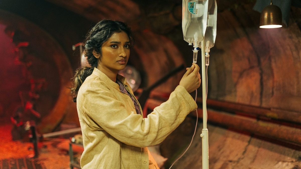 Doctor Who season 2 episode 1 review: with all of time and space to ...