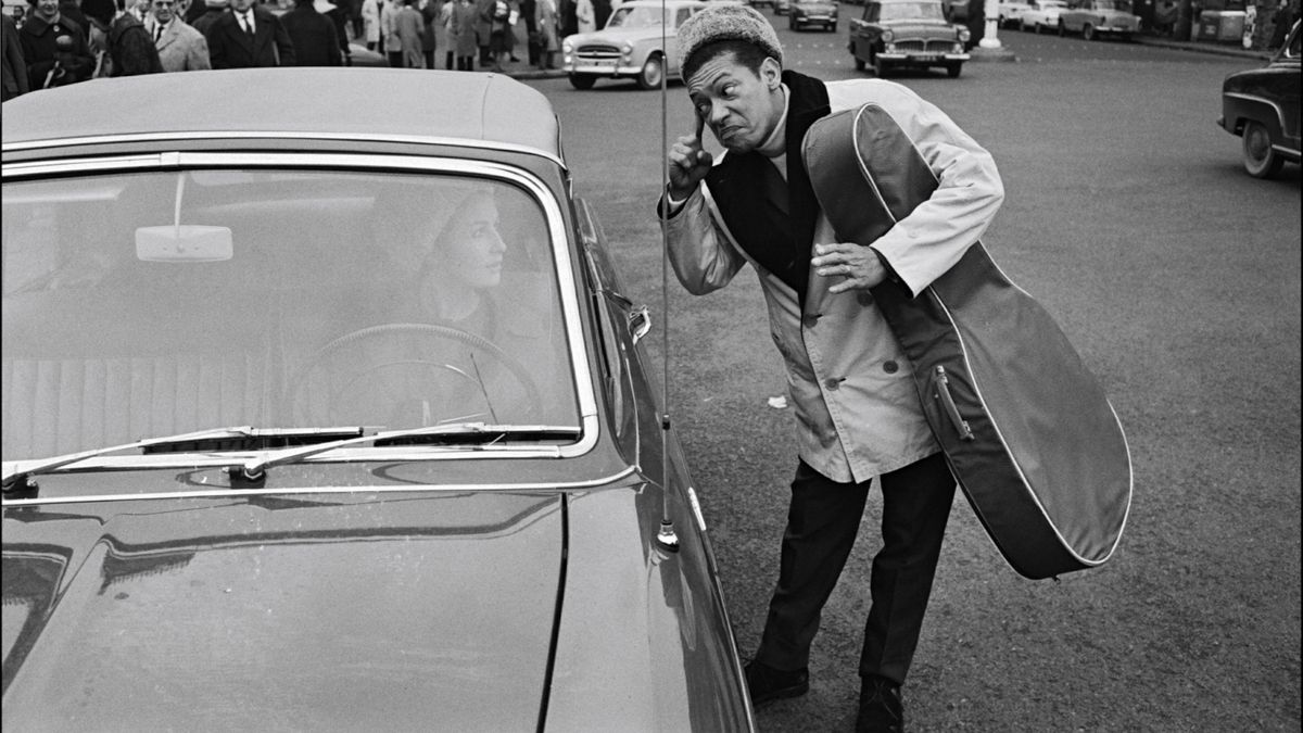 Essential Gear and Invaluable Tips for Session Guitarists | GuitarPlayer