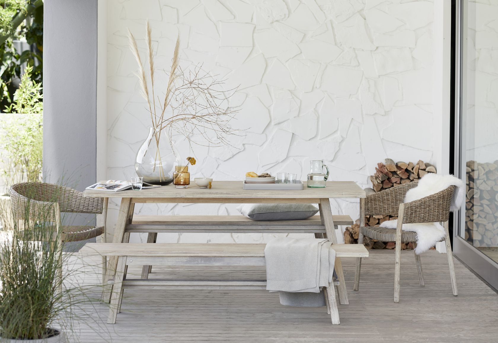 Deck color ideas – how to choose the color to paint your deck | Homes ...