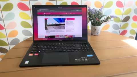 Microsoft update breaks dual-boot systems running Linux and Windows ...