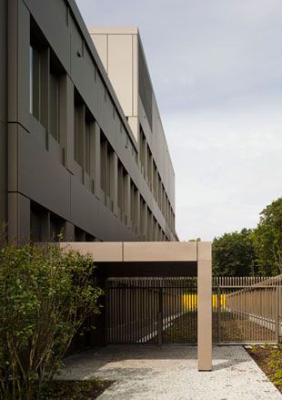 New British Embassy in Warsaw | Wallpaper