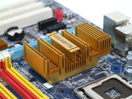 Highlights Of The Gigabyte Board - More Features - Overclocking: Dual ...