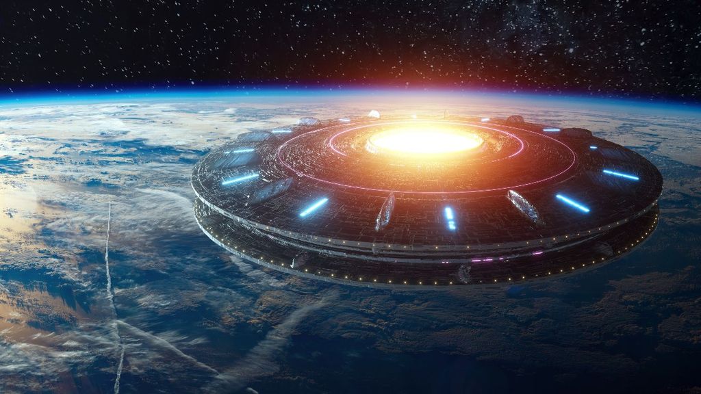 Alien mothership lurking in our solar system could be watching us with ...