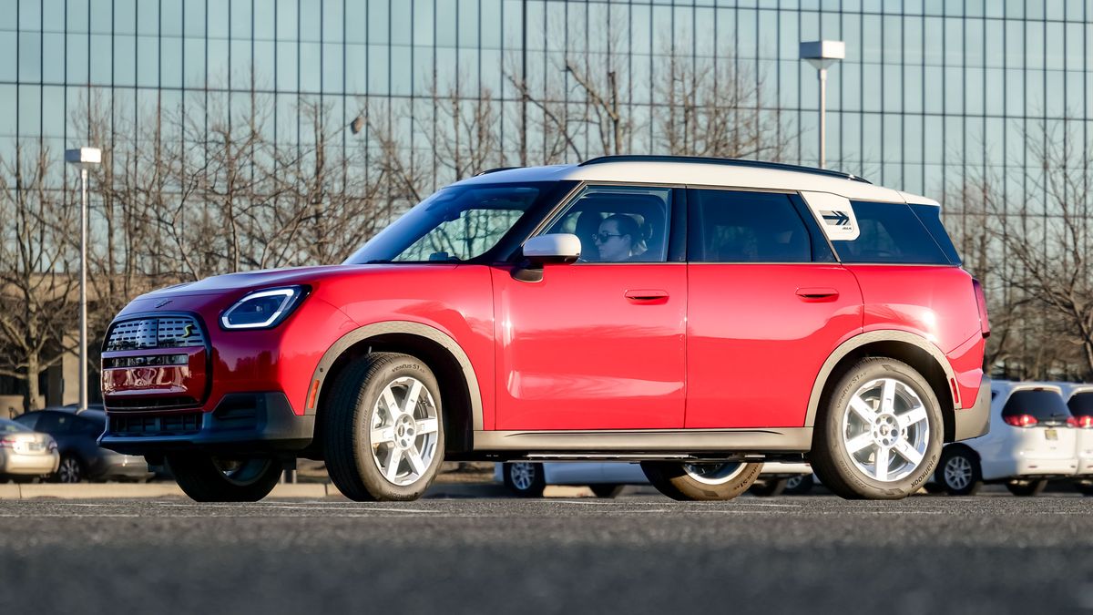 I drove the Mini Cooper Countryman EV for a week — here’s my pros and ...