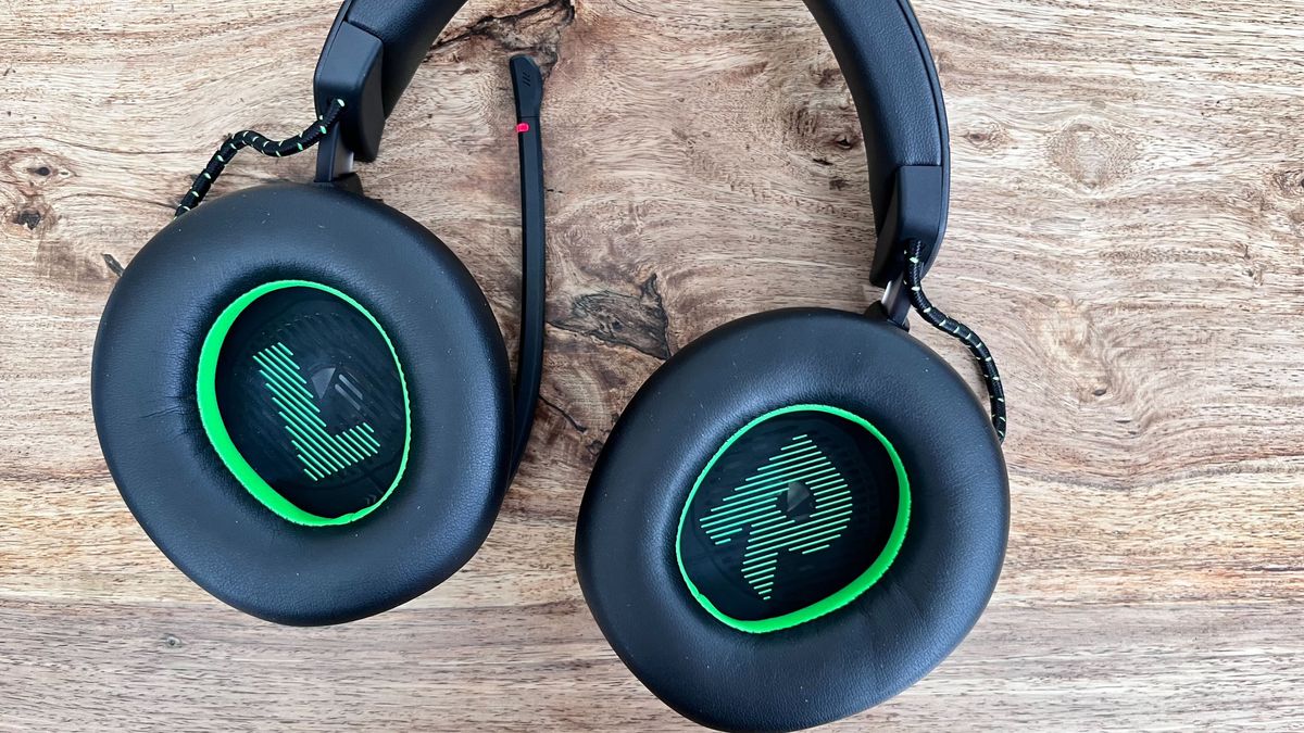 JBL Quantum 910X review: great gaming audio, but some rough edges ...