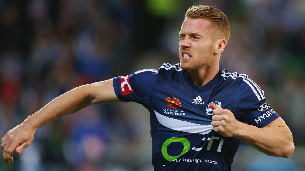 Melbourne Victory 2 Western Sydney Wanderers 0: Bozanic double downs ...