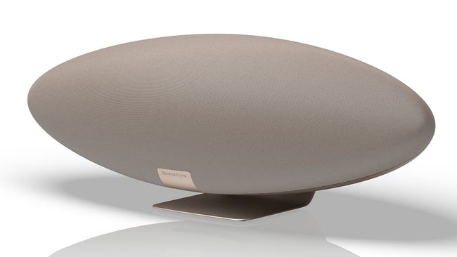 Bowers & Wilkins Zeppelin Pro Edition review: iconic looks with solid ...