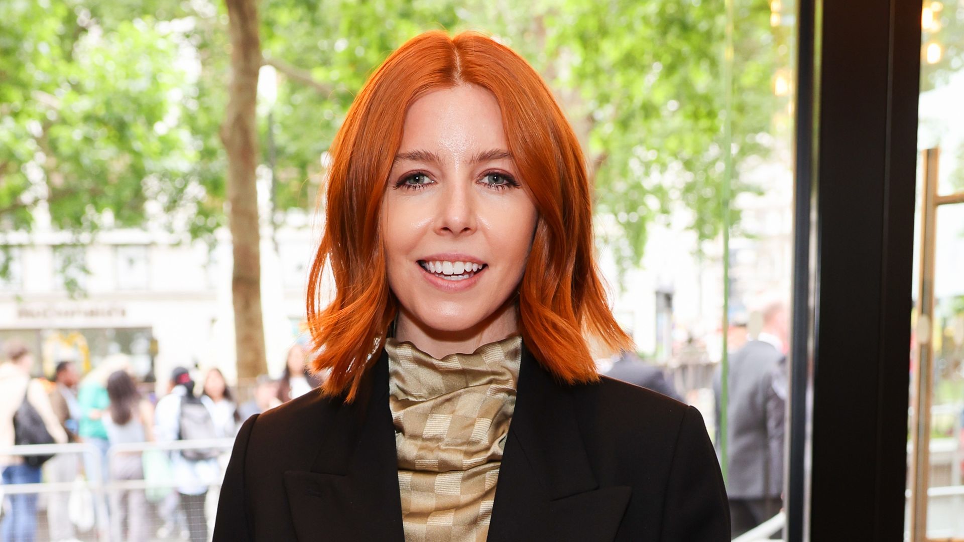 Stacey Dooley just normalised shopping for flowers at the supermarket ...