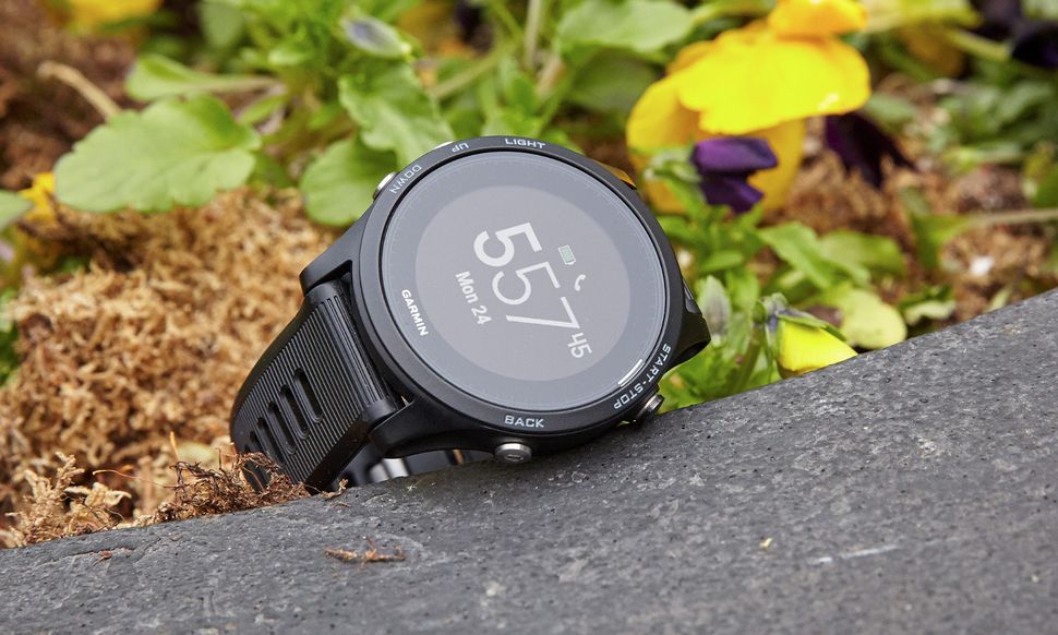 Garmin Forerunner 935 Review: Big Power in a Slim Design | Tom's Guide