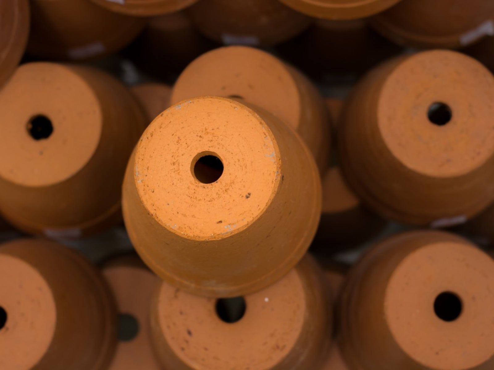 The Importance Of Holes In Pots - Can You Use Pots Without Drainage ...