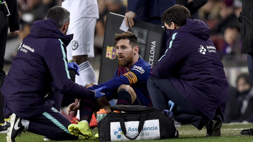 Messi on the bench for Copa Clasico | FourFourTwo