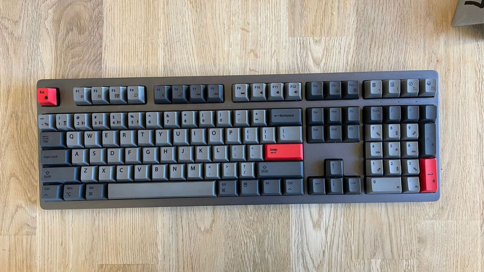 Wombat Pine Professional mechanical keyboard review: Custom feel with ...