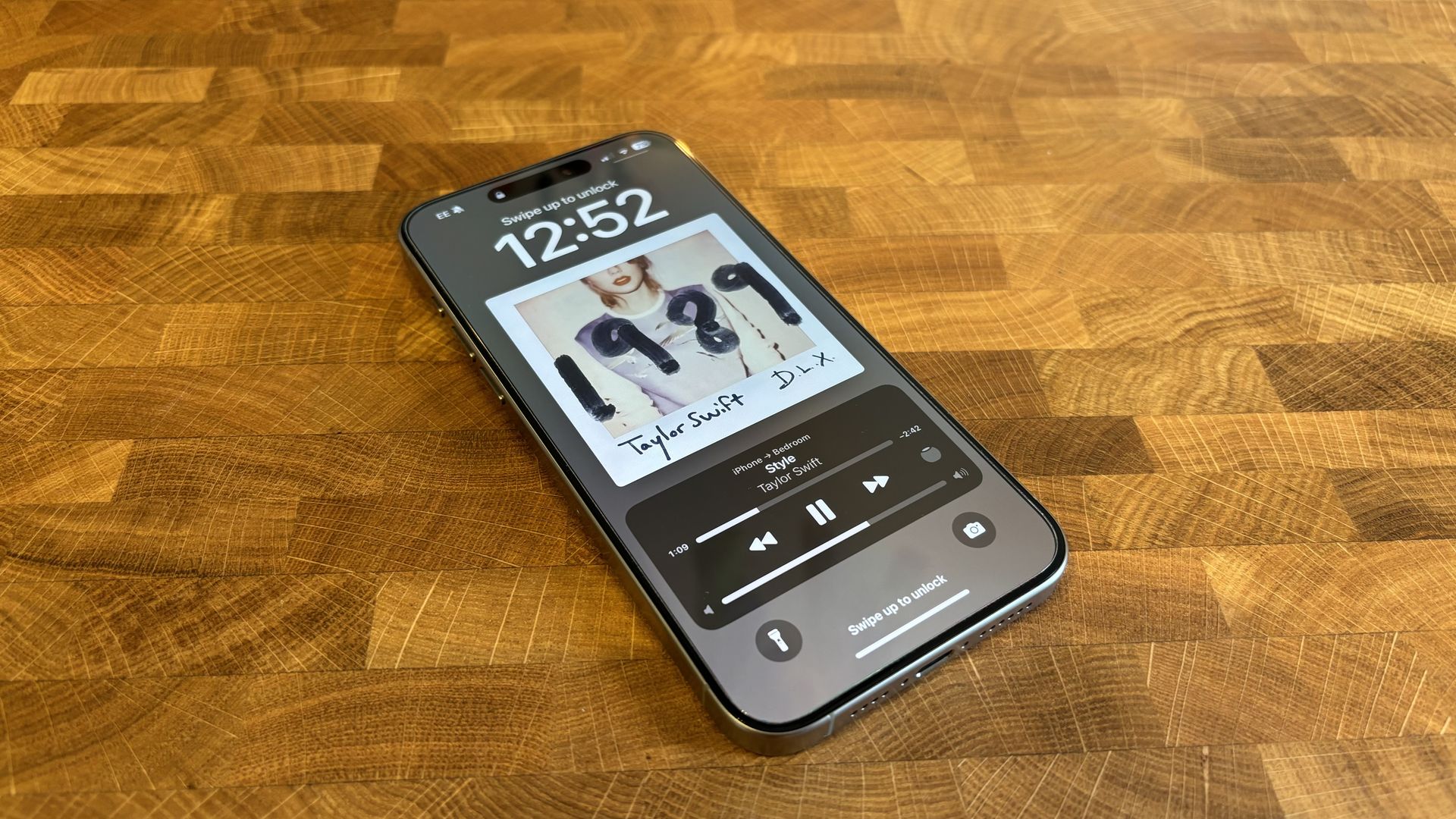 How to enable AirPlay on iPhone — stream video and audio seamlessly to ...