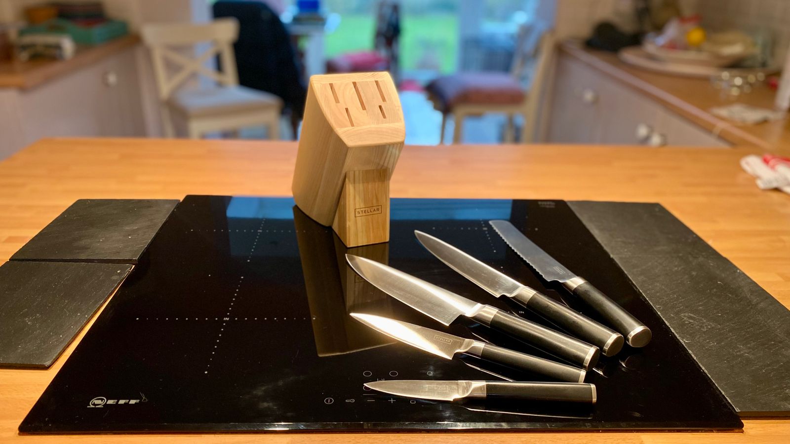 Stellar Poise 5 Piece Knife Block Set Review: a set of kitchen knives ...