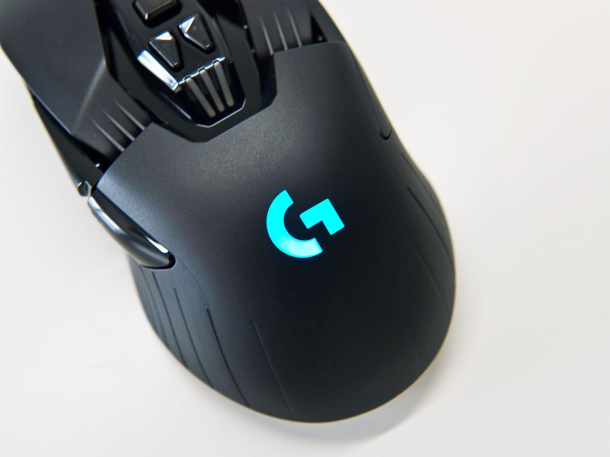 Logitech G903 review: A serious optical gaming mouse with inductive ...