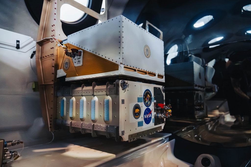 Virgin Galactic launches VSS Unity space plane on final suborbital ...