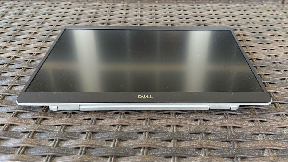 Dell Pro 14 Plus (P1425) 14-inch portable monitor review: Long on ...