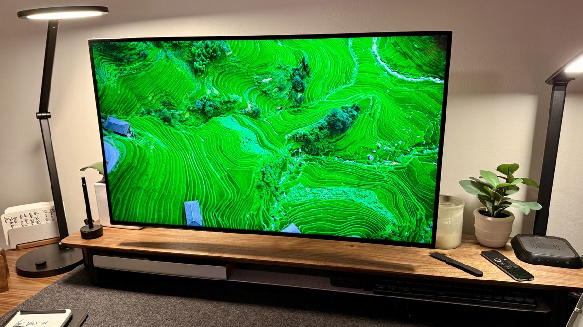 Dell UltraSharp U3225QE monitor review | TechRadar