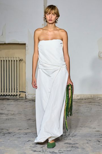 15 Pairs of Green Shoes That Will Elevate Your Looks to Fashionable New ...