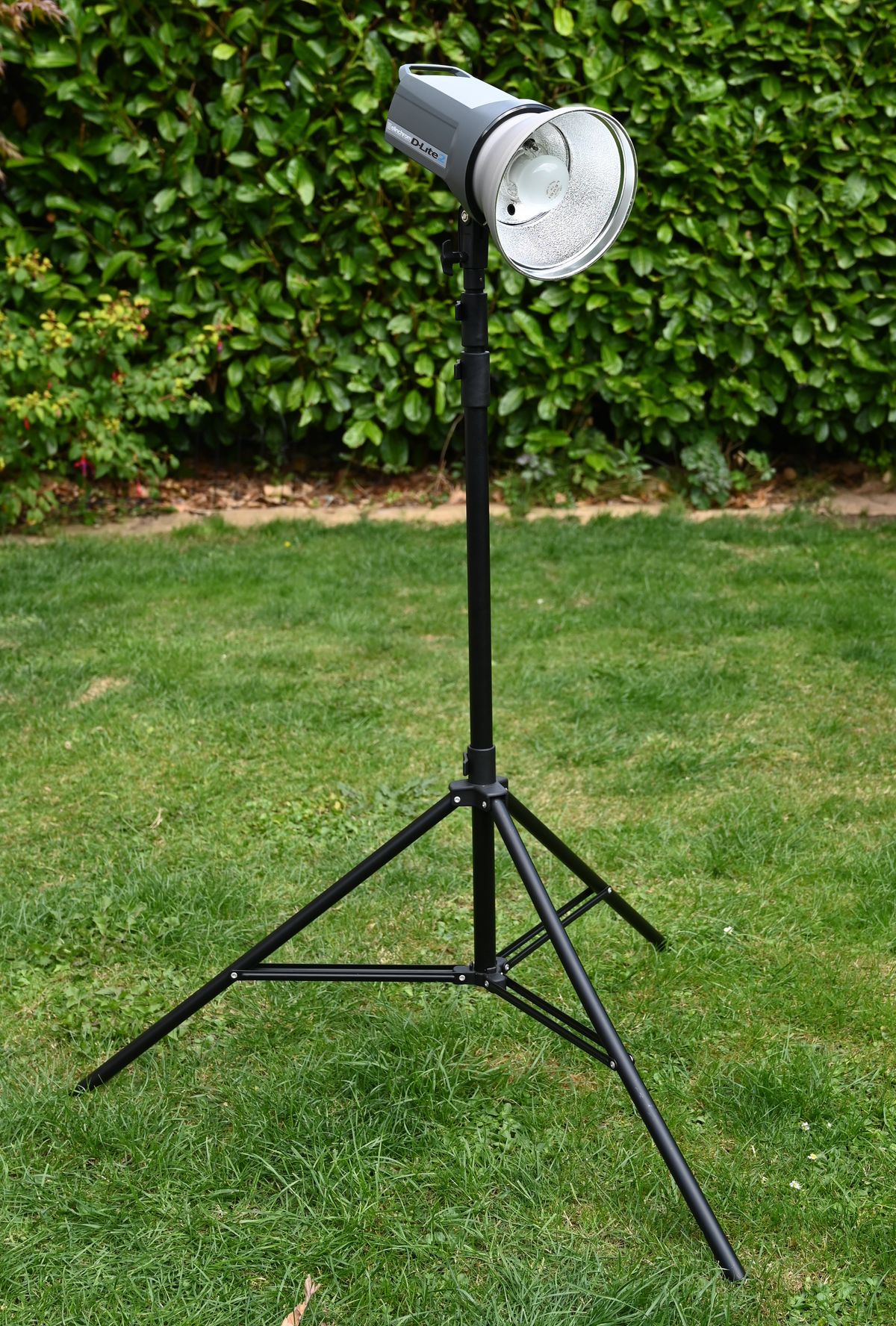 Elinchrom Lighting Stand review: a stand that keeps things simple ...