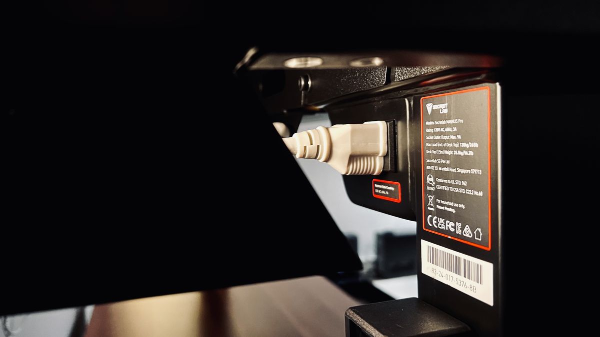 Secretlab Magnus Pro standing desk review | TechRadar